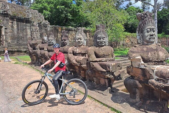 Angkor Wat Cycling Tour With local Tour Guide from Siem Reap - Authentic Experiences and Traveler Insights