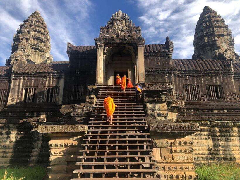 Angkor Wat Highlights Tour & Sunset View - Practical Details and Tips