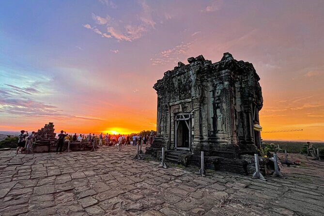 Angkor Wat Small-Group Day Tour and Sunset with Lunch Included - Why This Tour Works for You