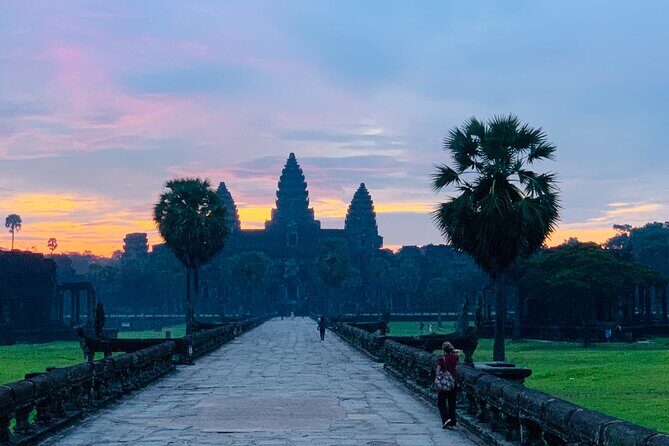 Angkor Wat Sunrise, Top 4 Temples and a Tranquil temple - Who Should Take This Tour?
