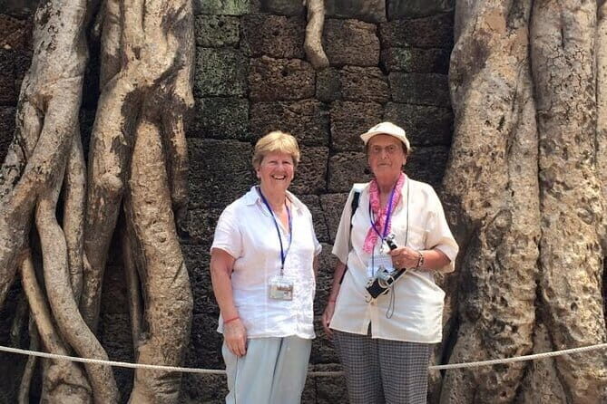 Angkor Wat Tour with Sun Rise Small Group Day Tour - Who Should Consider This Tour?