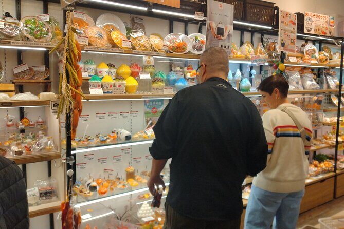 Anime shopping tour in Osaka: figures, Manga, Maid Cafe, Knife - Who Will Love This Tour?