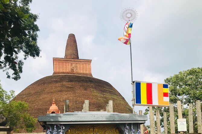 Anuradhapura ancient city tour with Travandgo tours - Detailed Breakdown of the Itinerary