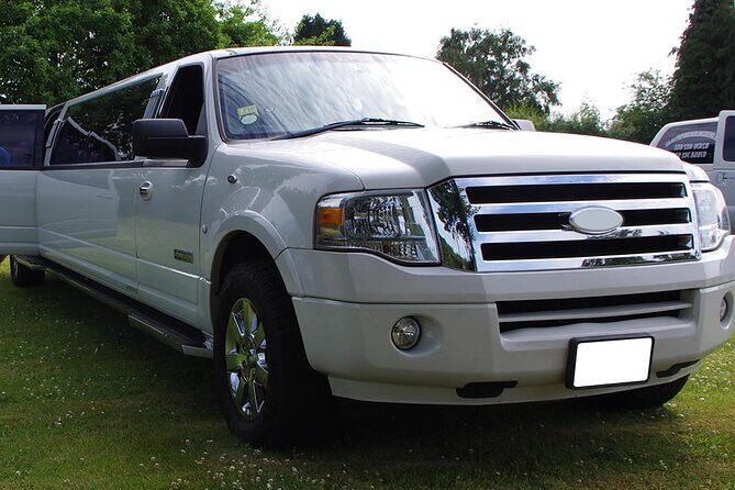 Arrival Transfer Montreal Airport YUL to Montreal by Limos or Bus - Detailed Breakdown of the Route and Experience