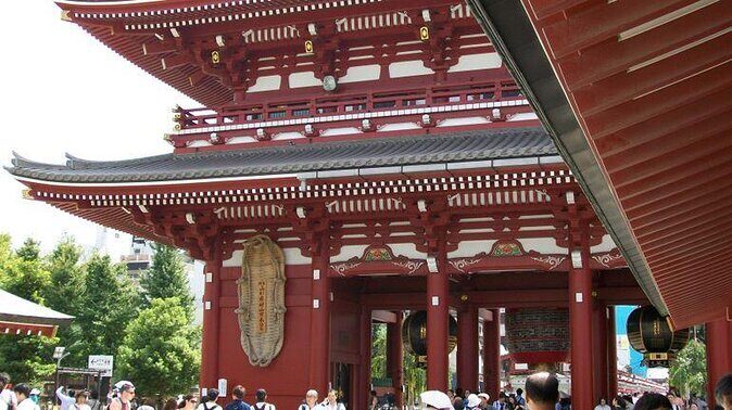 Asakusa: Family-Oriented Private Tour with Amusement Park Visit - Key Points