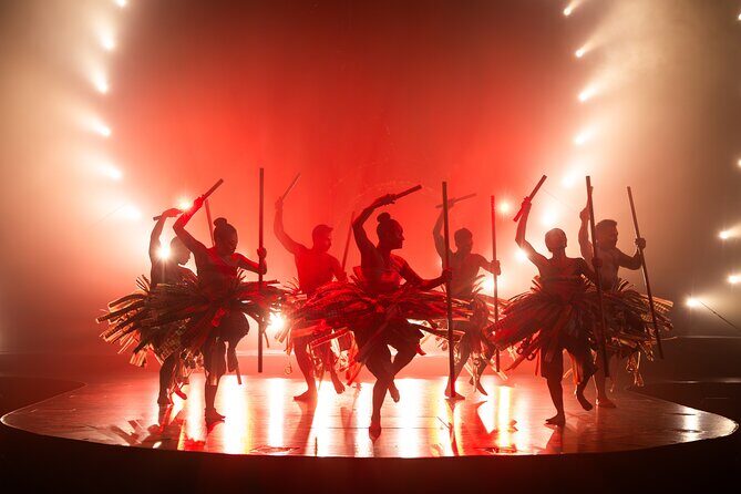 'Auana by Cirque du Soleil at the Waikiki Beachcomber Hotel - The Itinerary and Highlights