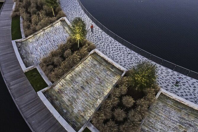 Audio Walking tour of The Woodlands waterway - What You’ll See and Experience: A Breakdown of the Itinerary