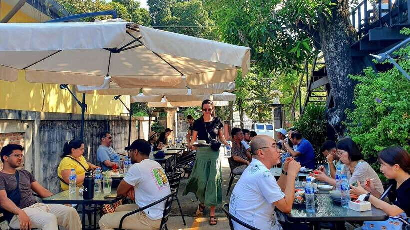 Ayutthaya: Sabieng Riverside Restaurant - Traveller's Lunch - The Breakdown of What to Expect