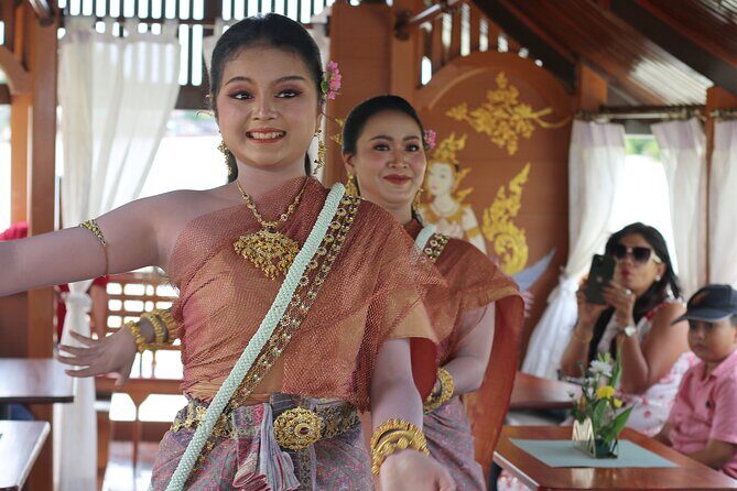 Ayutthaya Sunset Discovery, Boat Ride, Iconic Spots, Local Market - An In-Depth Look at the Tour