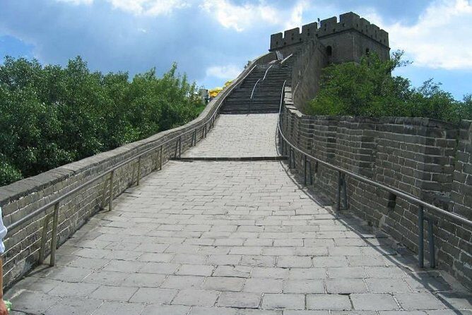Badaling Great Wall and Ming Tombs Day Tour from Beijing - Badaling Great Wall: Iconic Views and Easy Access