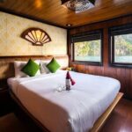 Bai Tu Long bay Deluxe cruise 2D1N: fishing villages, meals, cave, kayaking - Authentic Experiences and Traveler Insights