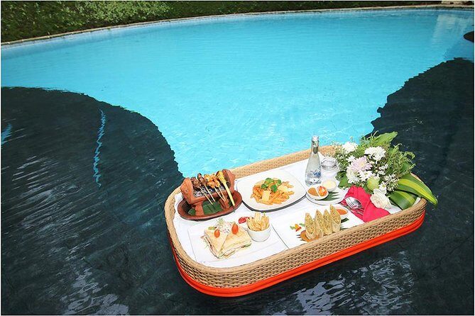 Bali Floating Pool Lunch at Beach View Restaurant Nusa Dua - The Food and Drinks
