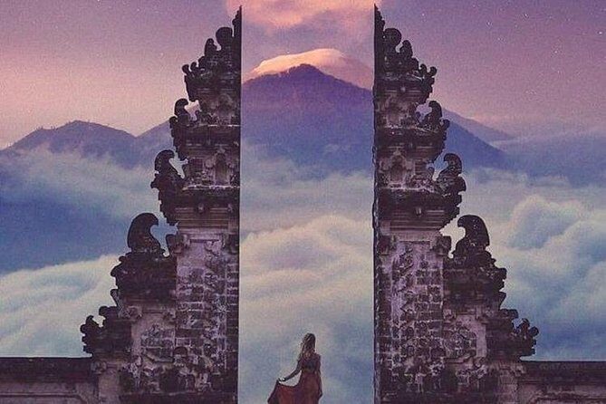 Bali Gate of Heaven Tour - Water Palace - Virgin Beach - Tirta Gangga Water Palace: Serenity and Stone Carvings