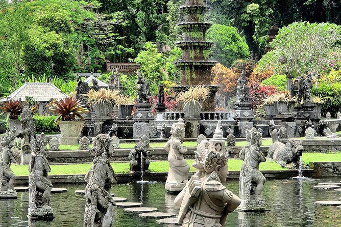 Bali Instagram Tour : Heaven Gate Tour - Tirta Gangga - Tukad Cepung Waterfalls - Who Should Consider This Tour?