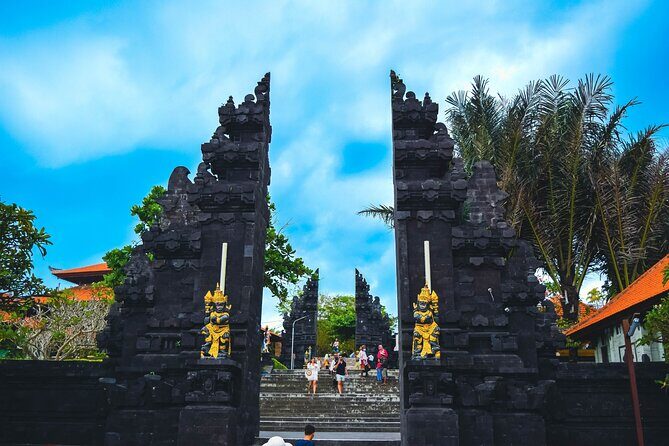 Bali Pura Taman Ayun Temple, Monkey Forest & Tanah Lot Excursion - Taman Ayun Temple: A Grand Royal Heritage Site