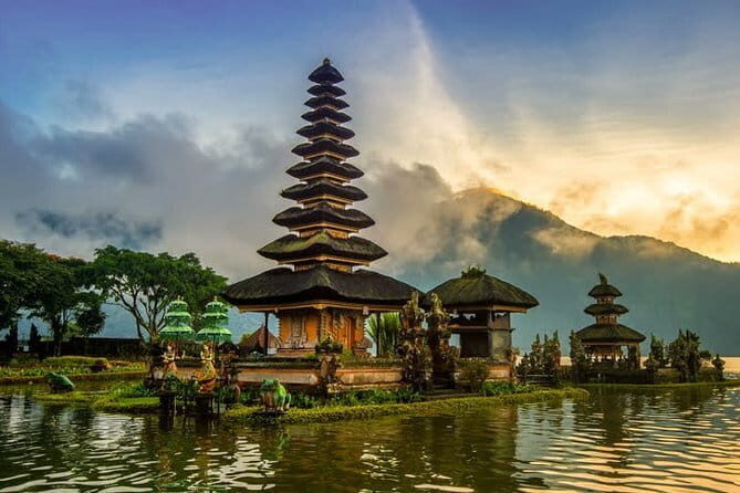 Bali Tour: Tanah Lot, UNESCO Rice Terrace and Water Temple - How the Tour Works in Practice
