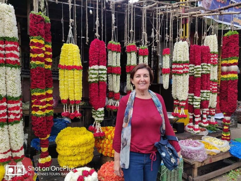Bangalore: Food Street Walk and a colourful bazaar - Practical Tips for Travelers
