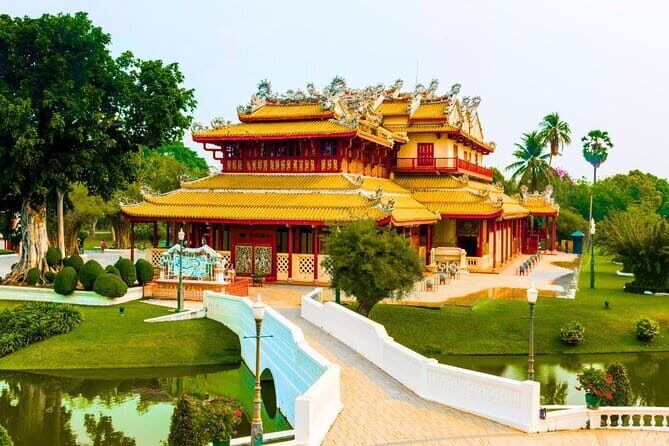 Bangkok Ayutthaya Temples and Boat Tour with Lunch - Scenic Riverside Lunch: Authentic Thai Flavors