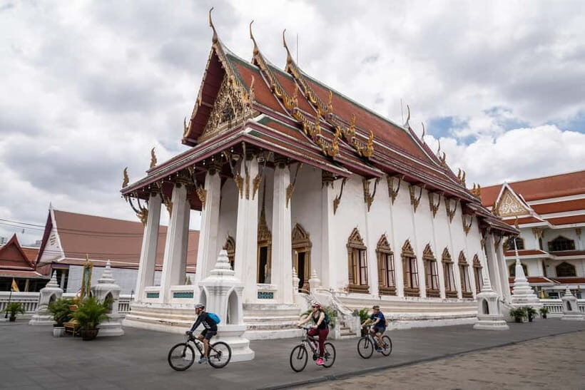 Bangkok: Backstreets and Historic Temples Bike Tour - The Itinerary: A Closer Look