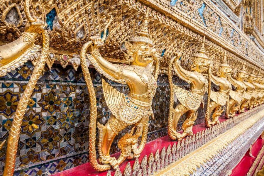 Bangkok: City Highlights Temple and Market Walking Tour - The Value of This Tour