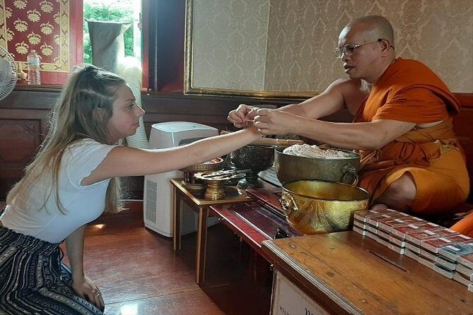 Bangkok City Sightseeing Tour with Grand Palace Private - Vibrant Chinatown and the Flower Market