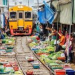 Bangkok Markets, Palaces and Temples Excursion - Transportation and Group Size: Why They Matter