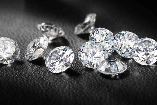 Bangkok Temple, City and Gems Gallery Tour - Practical Details and Experience Insights