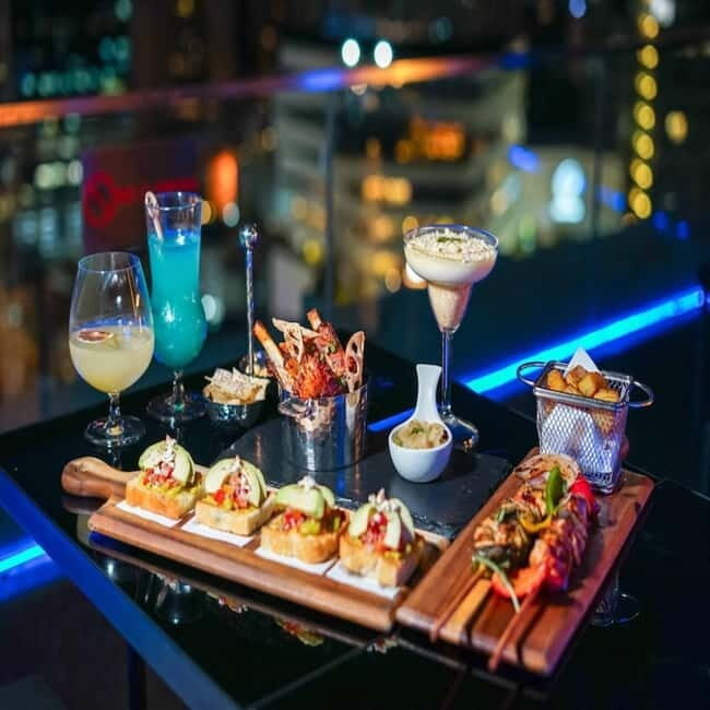 Bangkok: The Vue Bar Rooftop at Mercure Bangkok Sukhumvit 24 - Expectation of Food and Drinks