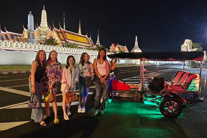 Bangkok TUK TUK Twilight Cultures Market and Food Taste - Who Will Love This Tour?