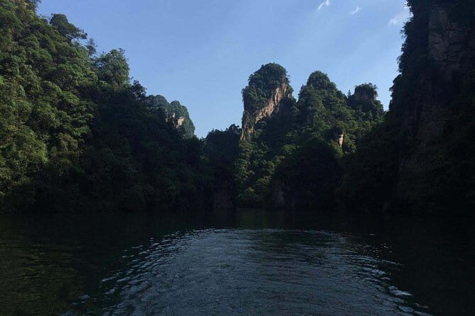 Baofeng Lake Admission Ticket in Zhangjiajie (with Boat Ride) - Exploring Baofeng Lake: What Travelers Can Expect