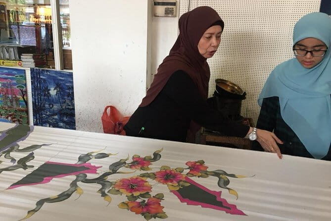 Batu Caves & Countryside Tour From Kuala Lumpur - Genteel Timekeeping at Geneve Timepiece