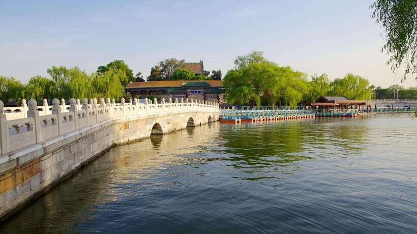 Beijing: 2 Hour Jingshan & Beihai Park Private Walking Tour - Practical Details and Value