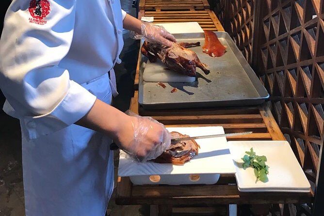 Beijing Acrobatic Show with Peking Duck Dinner Private Tour - Who Is This Tour Best For?