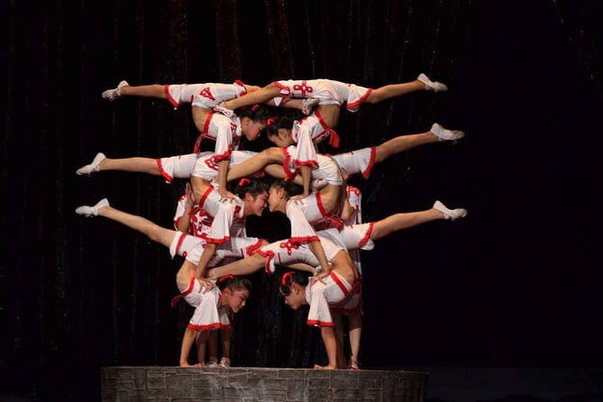 Beijing Acrobatics Night Show - Who Will Love It?