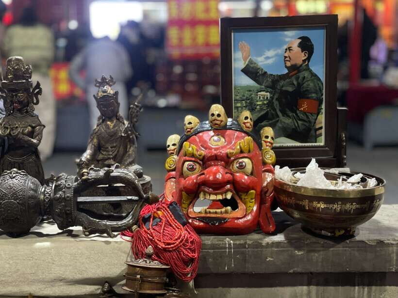 Beijing: Temple of Heaven, Panjiayuan Market, and Acrobatics - Analyzing the Cost and Value