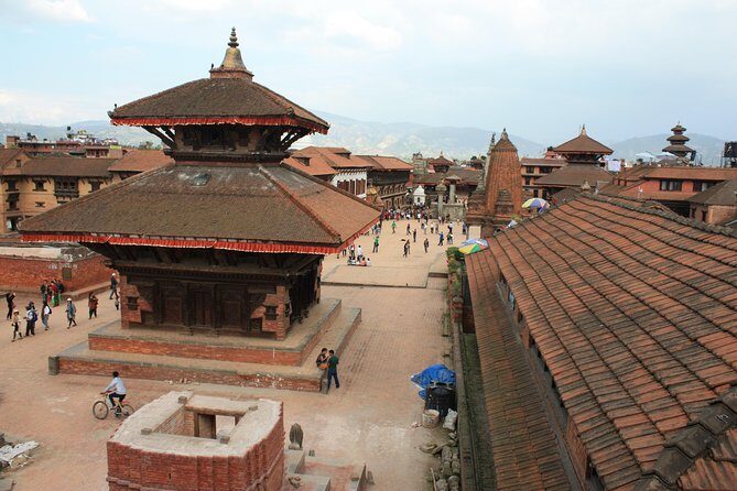 Bhaktapur darbar, Patan Darbar square & Changu Narayan in 1 day - Frequently Asked Questions