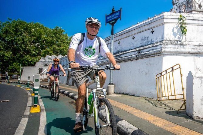 Bike Historic Bangkok Tours : Pedal Through the Old City of Bangkok - The Value of a Guided Bike Tour in Bangkok