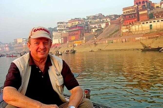 Boat Ride on the Ganges in Varanasi - Supporting Traveler Experiences