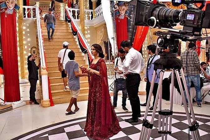 Bollywood In Mumbai With A Bollywood Movie - Final Thoughts: Who Will Benefit Most?