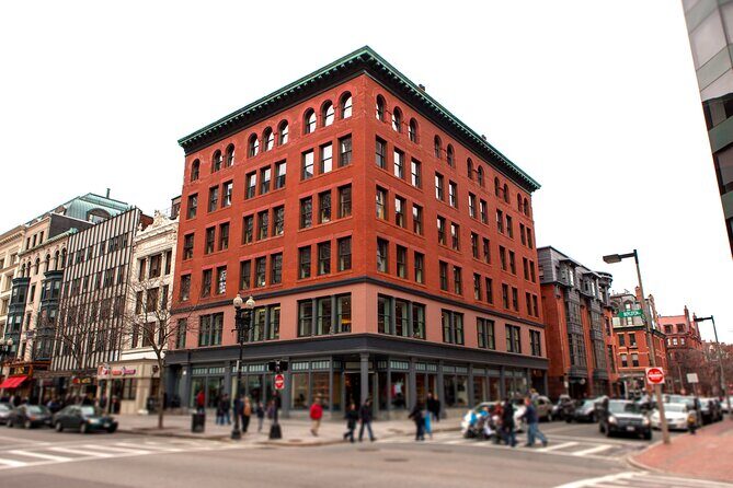 Boston Local Fashion Designers Shopping Tour - What Makes This Tour Stand Out?