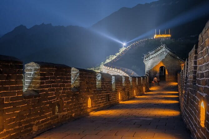 BusDa:Mutianyu Great Wall Night Tour by Bus - The Experience in Depth