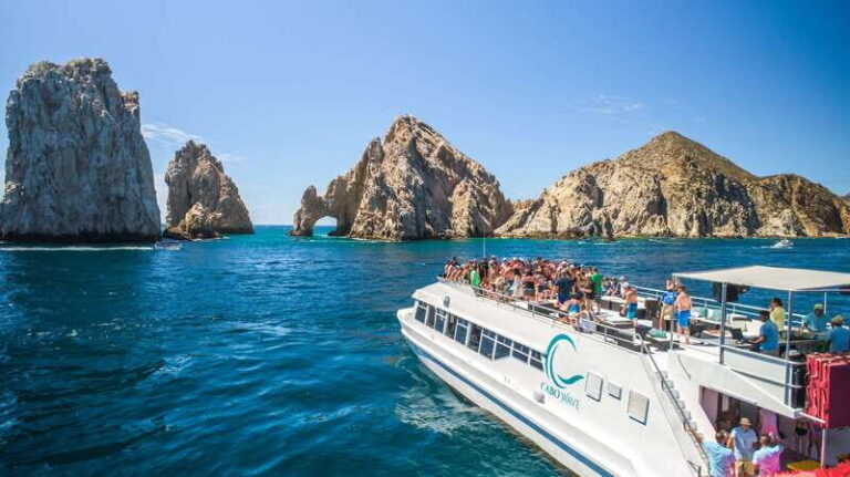 Cabos: Cabo Wave Cruise with Snorkeling, Lunch & Open Bar - Introduction: What’s on Offer?