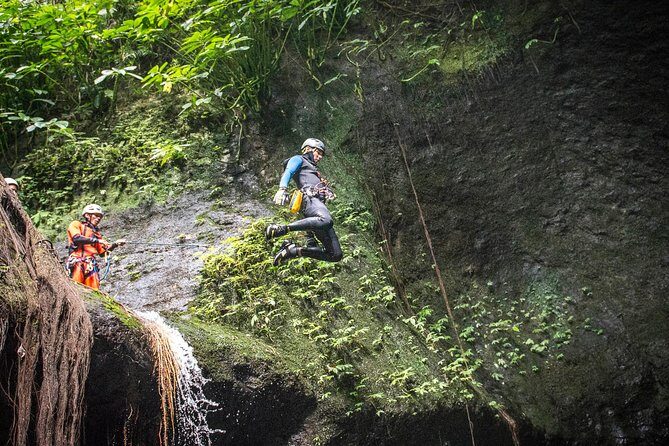 Canyoning Bali, Aling Canyon (Adventure, discovery, nature) - What Makes Aling Gorge Canyoning Special?