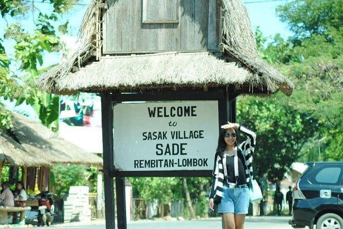 Car Hire in Lombok (Include Driver, Car, & Fuel) - In The Sum Up