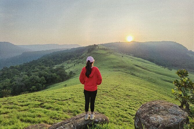 Cardamom Trek to Khnang Phsa and Khnang Sampov Private Tour - Day Two: Sunrise at Khnang Phsa and Return