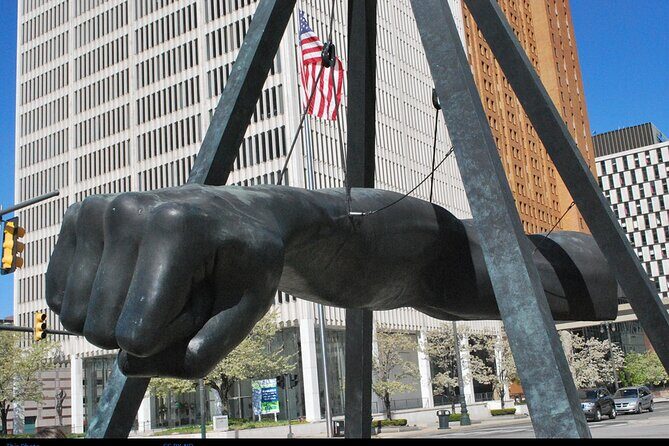 Chauffeured Historic Tour of Detroit with Flexibility - Detailed Breakdown of the Itinerary