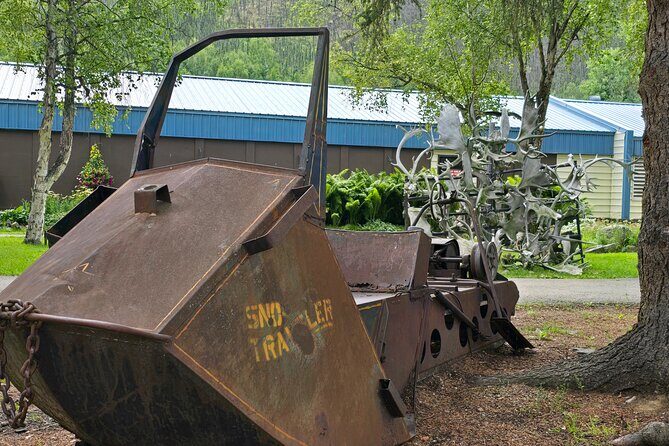 Chena Hot Springs Tour: Relax in Natural Mineral Waters - Learning About Sustainability & Local Practices