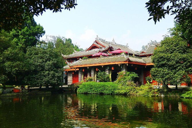 Chengdu Day Tour of Dujiangyan Irrigation System and Mount Qingcheng - Visiting the Dujiangyan Irrigation System