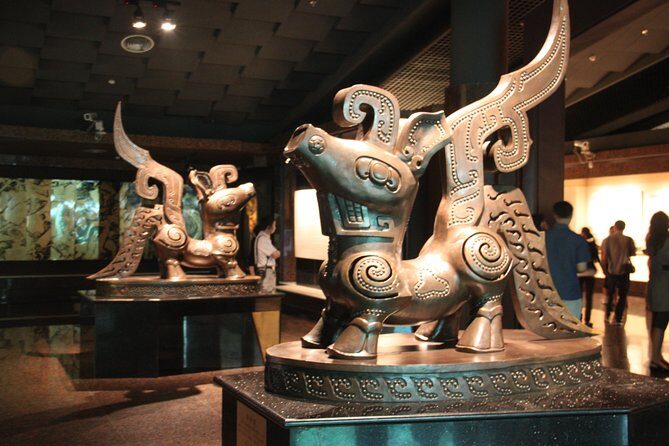 Chengdu Panda Base and Sanxingdui Museum Day Tour - A Closer Look at the Itinerary