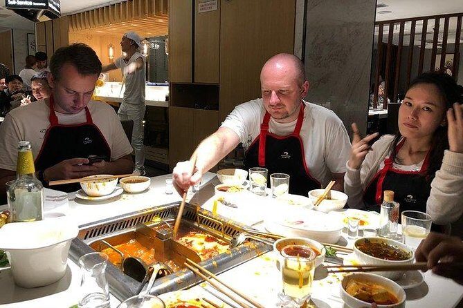 Chengdu Panda Tour and Taste Spicy Hotpot - Authenticity and Value